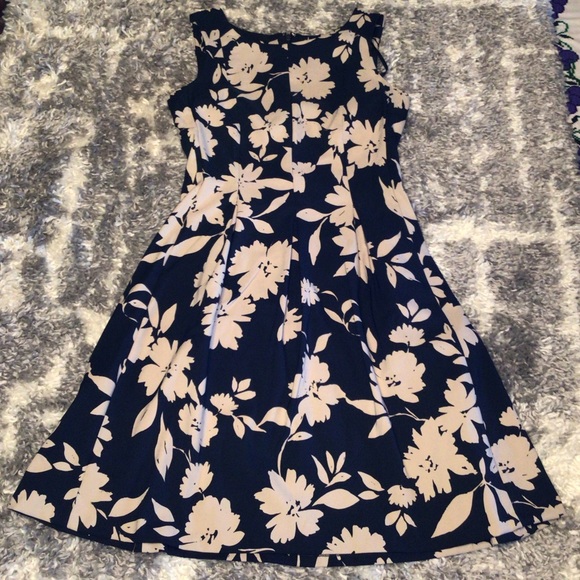 Db Established 1962 | Dresses | Db Established 962 Navy And Tan Floral ...